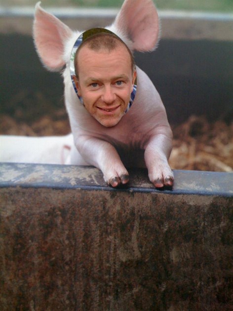 Jonathan Seddon is fundraising for Breast Cancer Now