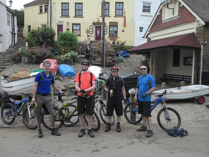 Stuart Hull is fundraising for British Heart Foundation