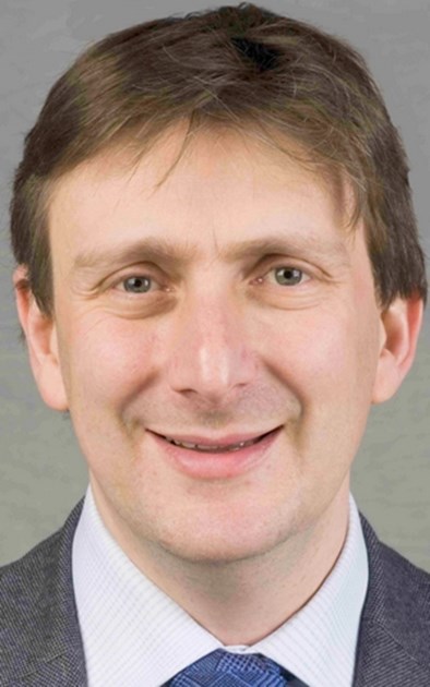 Simon Woldman is fundraising for UCLH Charity