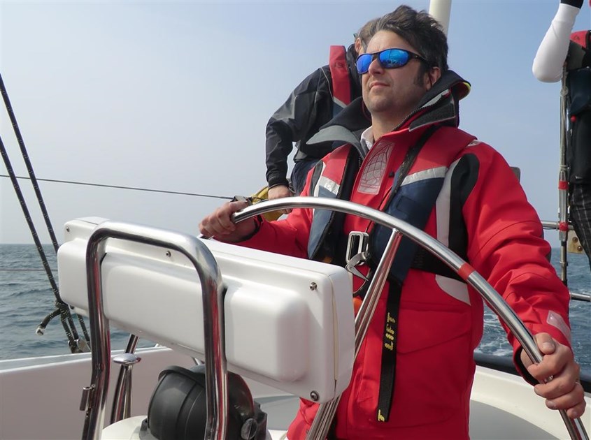 SIMON GOODING is fundraising for The Ellen MacArthur Cancer Trust