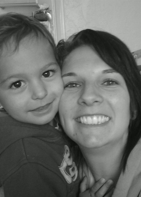 Lisa Waring is fundraising for Cancer Research UK