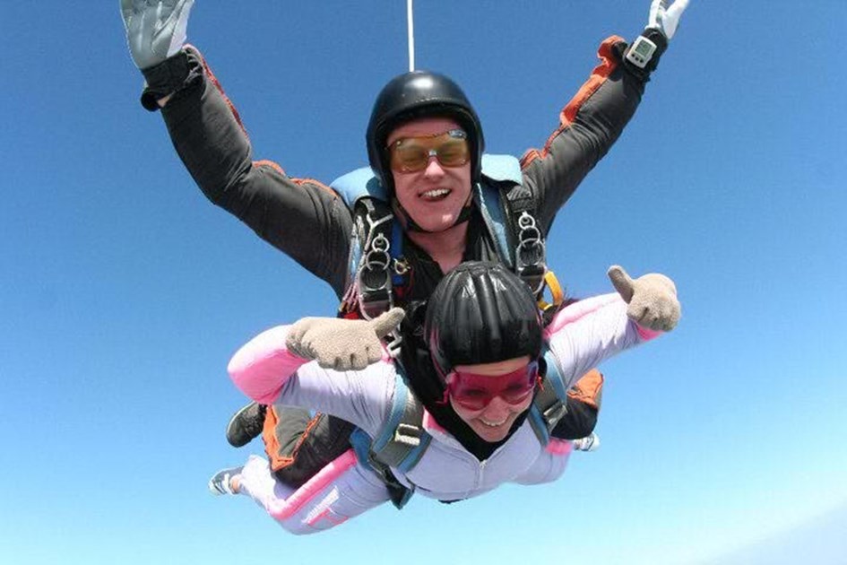 Victoria Jones is fundraising for Cancer Research UK