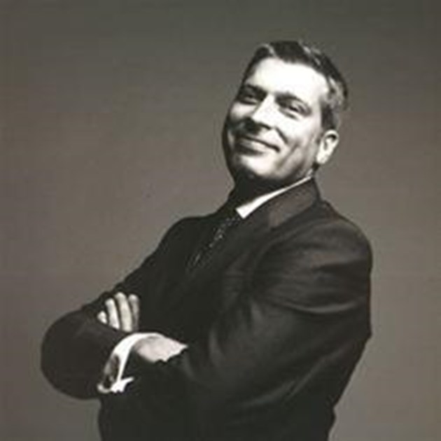 Andrew Diaper is fundraising for Thames Reach