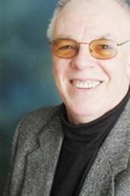 Grahame McKenna-Morrison is fundraising for Wells For India