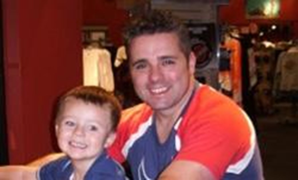 Andrew Cawood is fundraising for National Kidney Federation