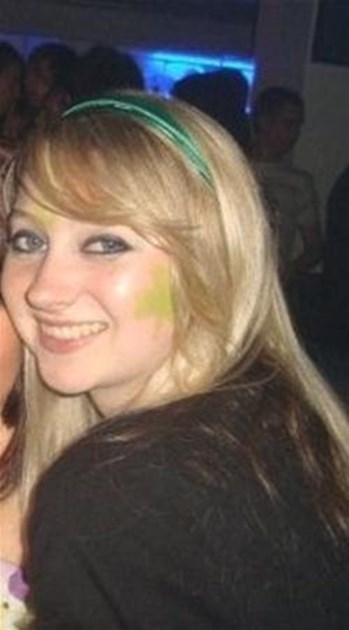 Clare Conroy is fundraising for Cancer Research UK