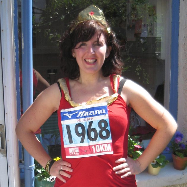 Jessica Barrah is fundraising for Pass It On Africa