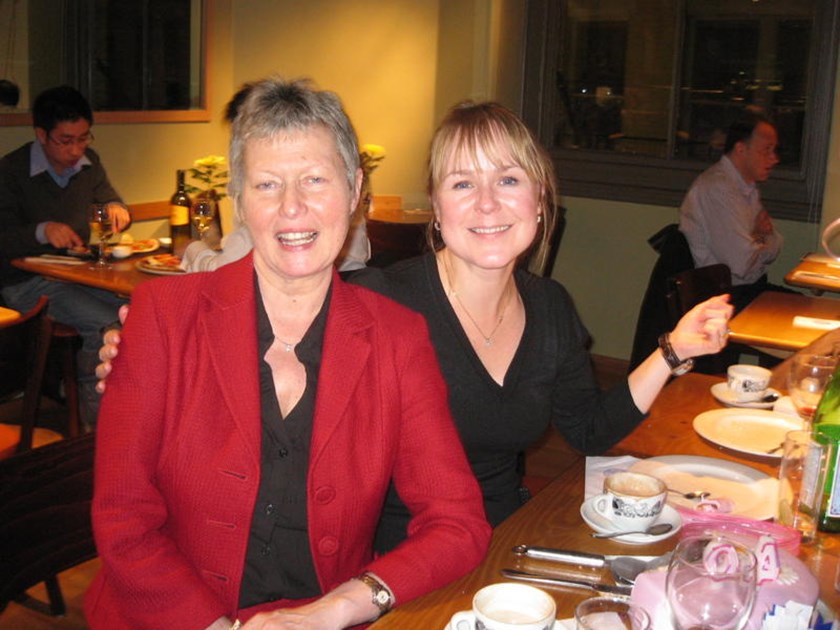 Amanda Larkin is fundraising for Cancer Research UK