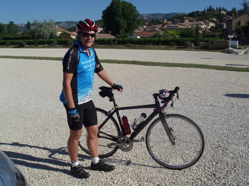 Andrew Kinnear is fundraising for Marie Curie