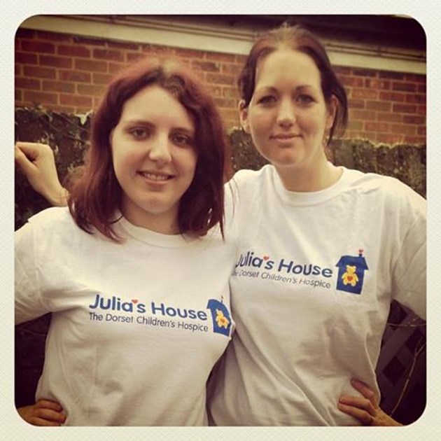 Rachel Everitt-sharpe is fundraising for Julia's House