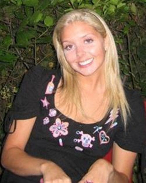 Emma Kirk is fundraising for Cancer Research UK