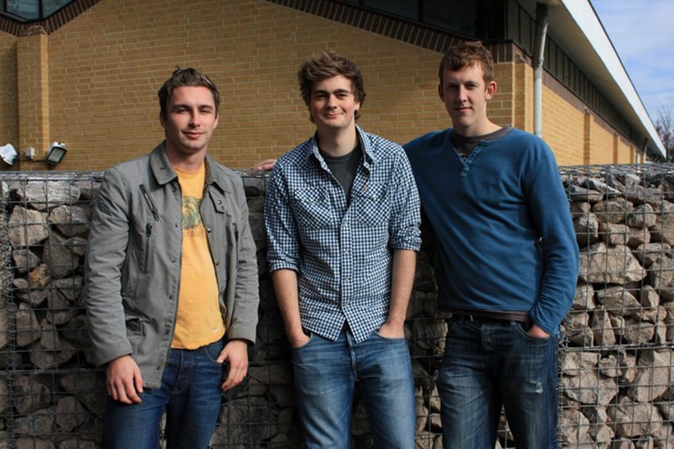 Tom Coombe is fundraising for Amber