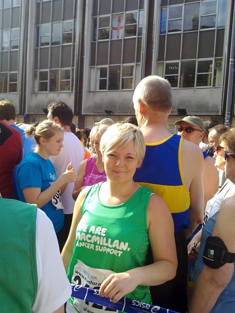 Debbie Hodge is fundraising for Macmillan Cancer Support