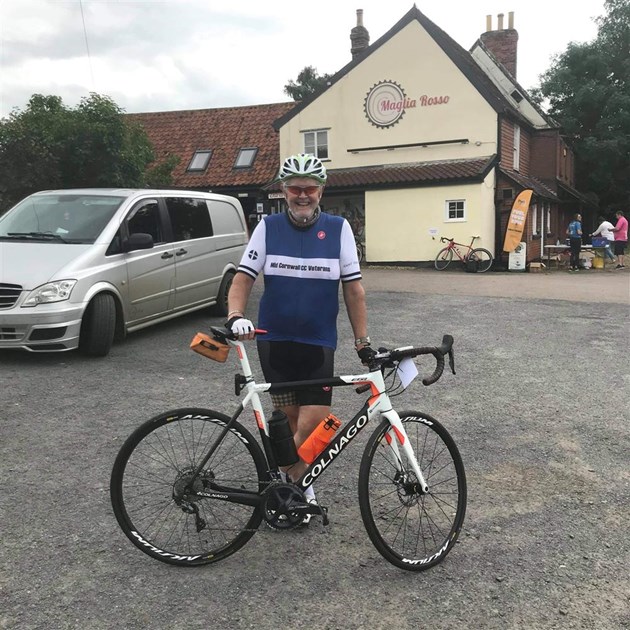 Robert Pidgeon is fundraising for Versus Arthritis