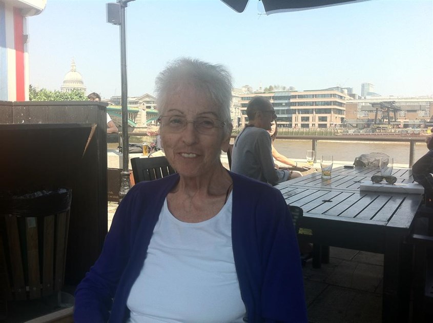 Lisa Crotty is fundraising for Cancer Research UK