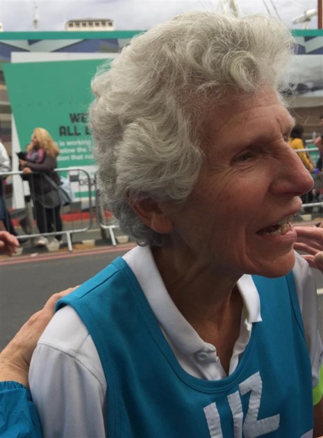 Elizabeth Searle is fundraising for Hospiscare