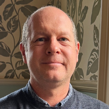 Andrew Reeder is fundraising for Salisbury District Hospital Stars Appeal
