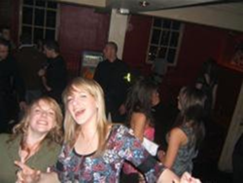 Laura Pick is fundraising for Cancer Research UK