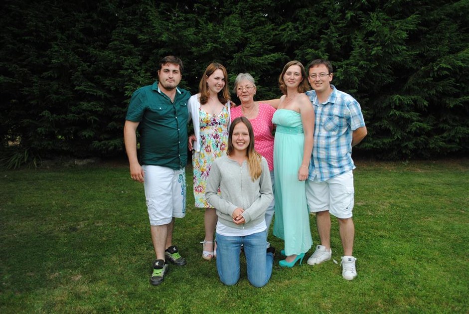 Rachel Tozer is fundraising for Weldmar Hospicecare