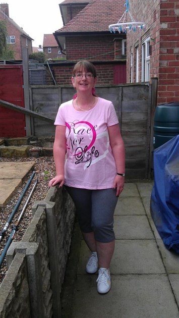 Stephanie Slack is fundraising for Cancer Research UK