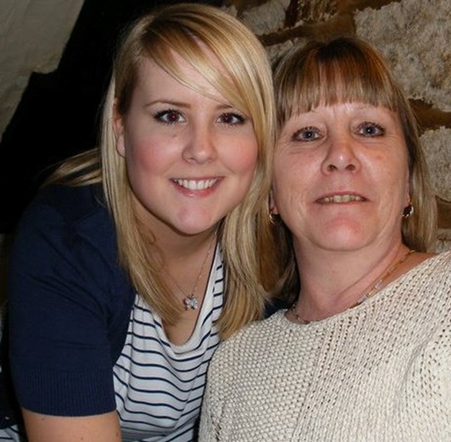 Laura Argyle is fundraising for Cancer Research UK