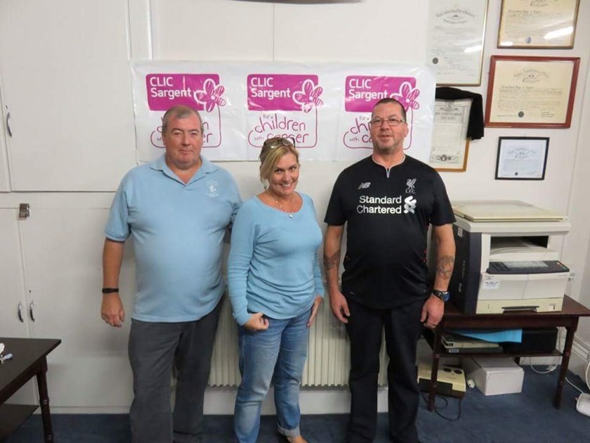 Les Munson is fundraising for Young Lives vs Cancer