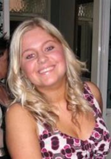 Lee Wharton is fundraising for Cancer Research UK