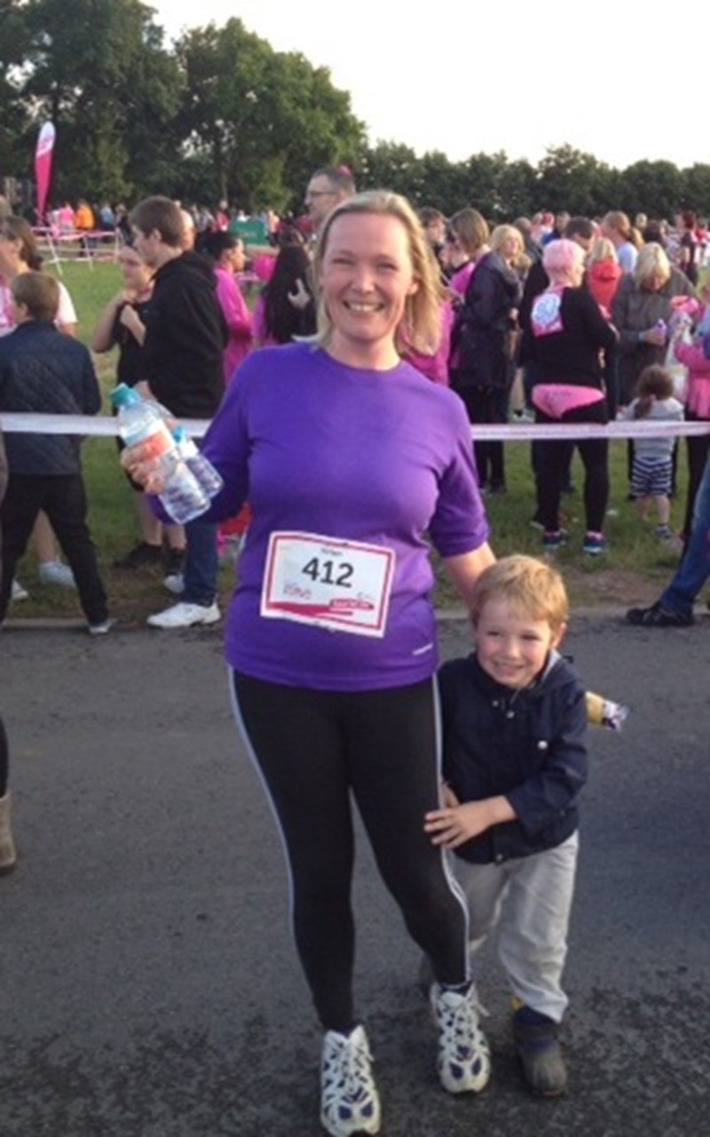 Helen Broadhurst is fundraising for Cancer Research UK Helen Broadhurst is fundraising for Cancer Research UK