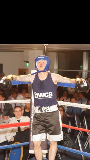 Stuart Tay is fundraising for Cancer Research UK