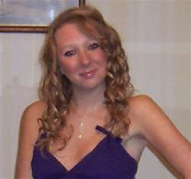 Rachel Bishop is fundraising for Cancer Research UK
