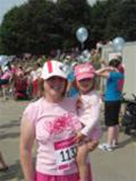 Claire Gittings is fundraising for Cancer Research UK