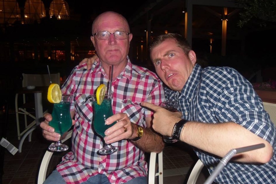 Carl Murray is fundraising for Cancer Research UK