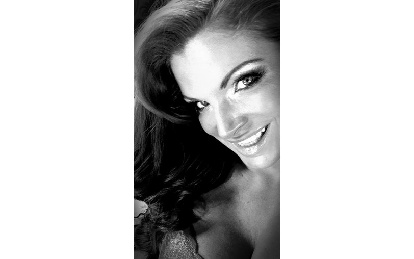 Ani James's Instagram, Twitter & Facebook on IDCrawl