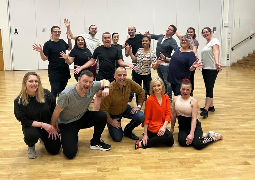 Tracey Wing is fundraising for Cancer Research UK