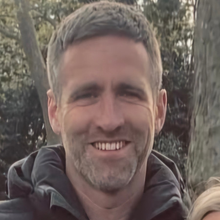 Robert Cunnane is fundraising for Sarcoma UK