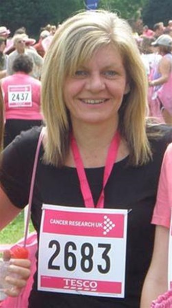 Anne HAWORTH is fundraising for Cancer Research UK