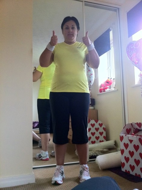 Rebecca Hardee is fundraising for Cancer Research UK