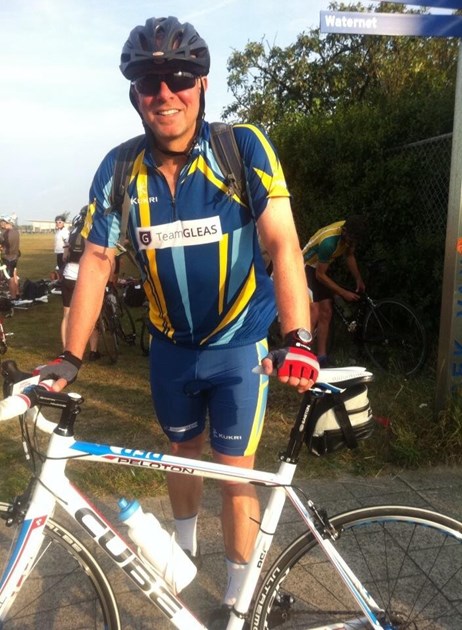 Neil Mosley is fundraising for Macmillan Cancer Support