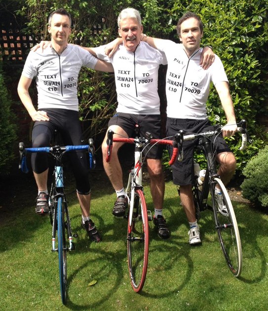 Mark Dewar is fundraising for Simon Bates Foundation