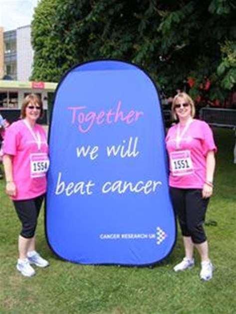 Alison Plummer is fundraising for Cancer Research UK
