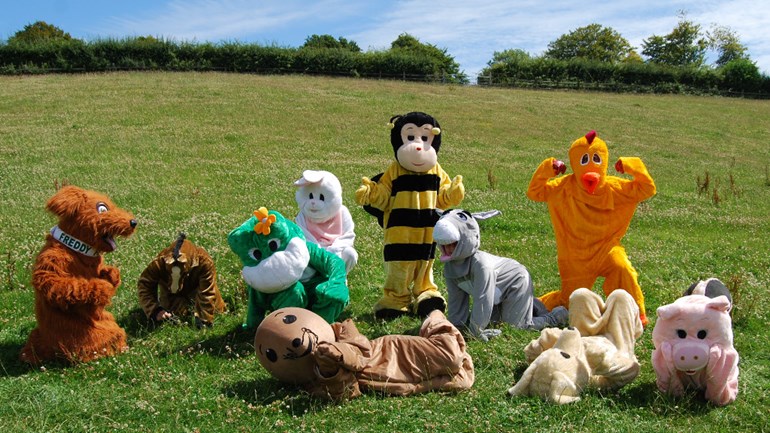 Mascot Mayhem 2020 - JustGiving