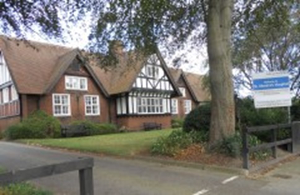 Lucy Thomas is fundraising for York & Scarborough Hospitals Charity