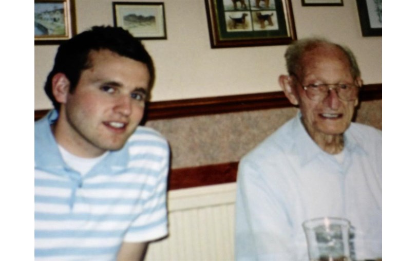 Jonathan Dixon is fundraising for Alzheimer's Society Jonathan Dixon is fundraising for Alzheimer's Society