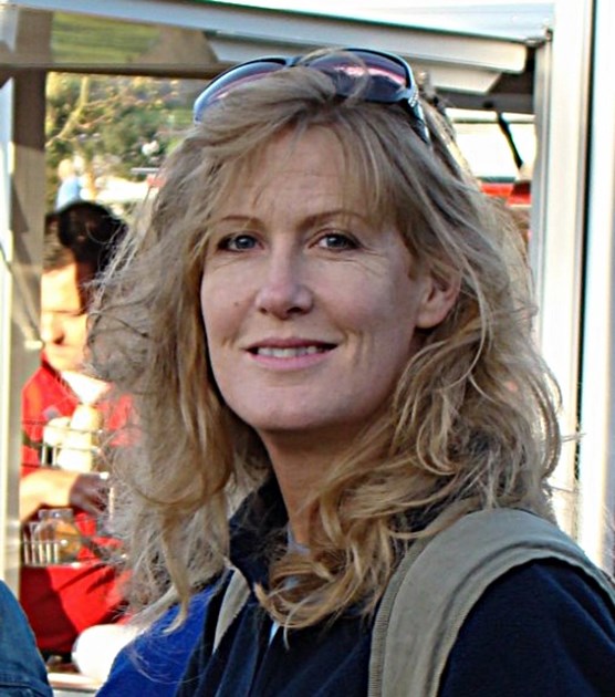 Lisa Hector is fundraising for Link to Hope