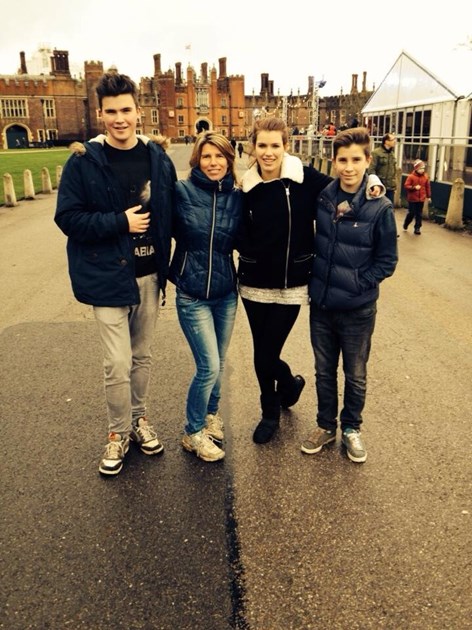 Denise Vallance is fundraising for Cancer Research UK