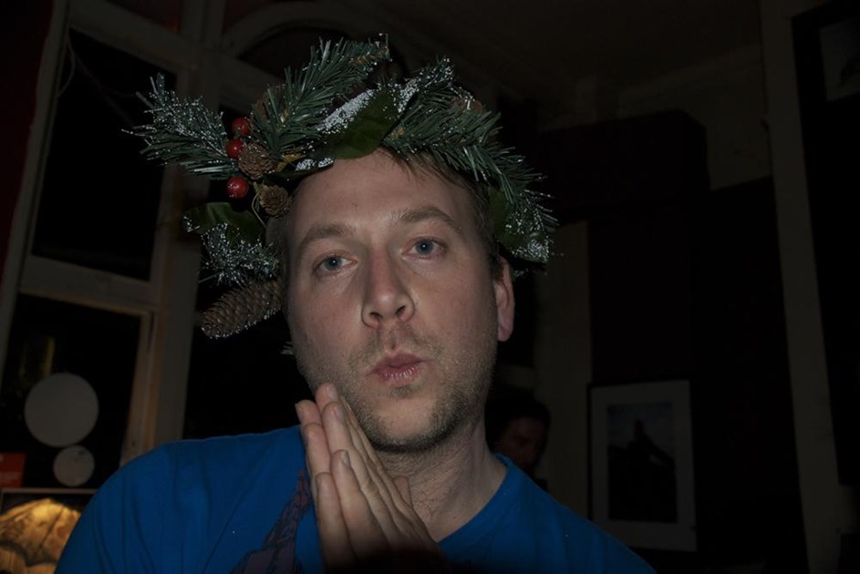 Simon Rowland is fundraising for St Catherine’s Hospice (Crawley)