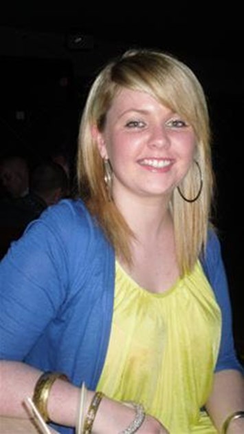 Lisa Rodden is fundraising for Cancer Research UK