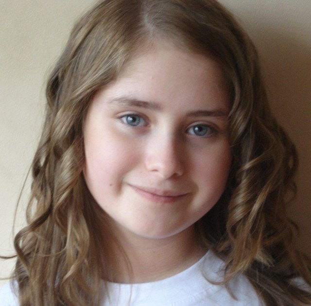 Kizzie Hopkinson is fundraising for The Stevenage Lytton Players