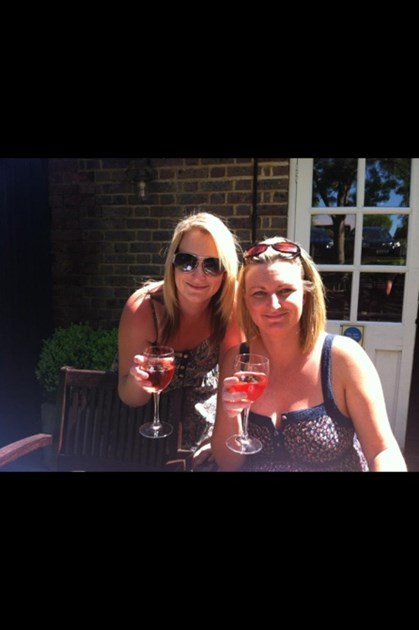 Suzanne Saunders is fundraising for Hospice Of St Francis (Berkhamsted)