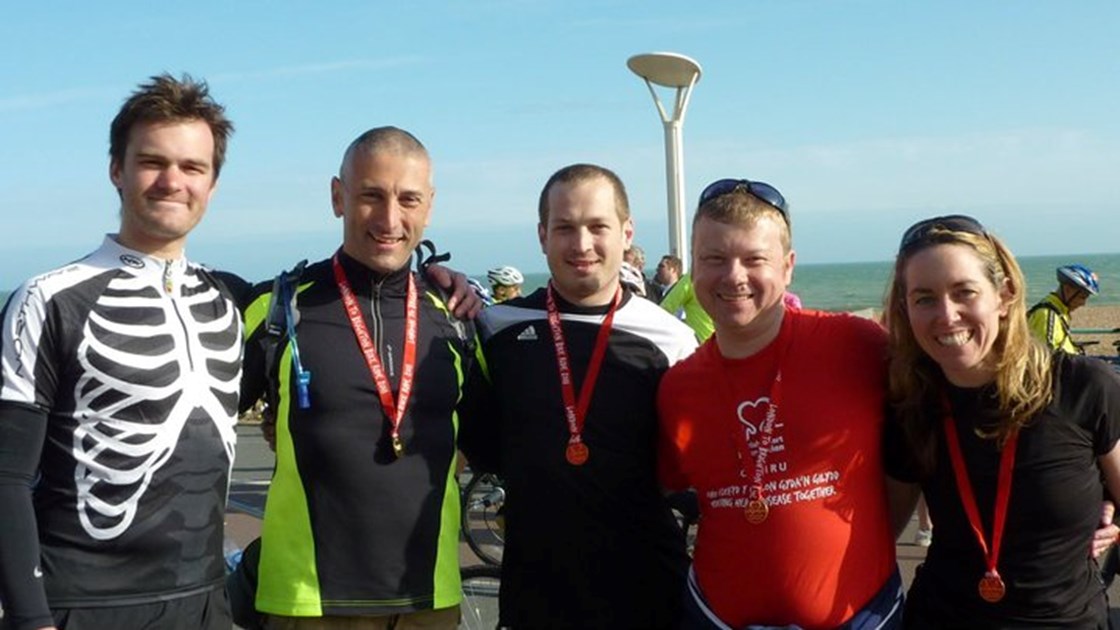 Lee Parlett is fundraising for British Heart Foundation